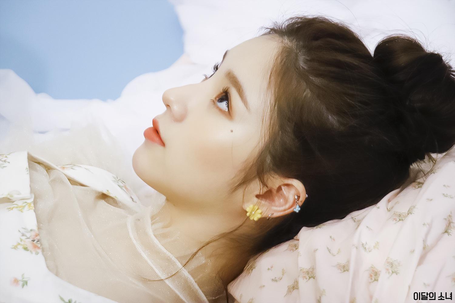 Heejin Desktop Wallpapers - Wallpaper Cave