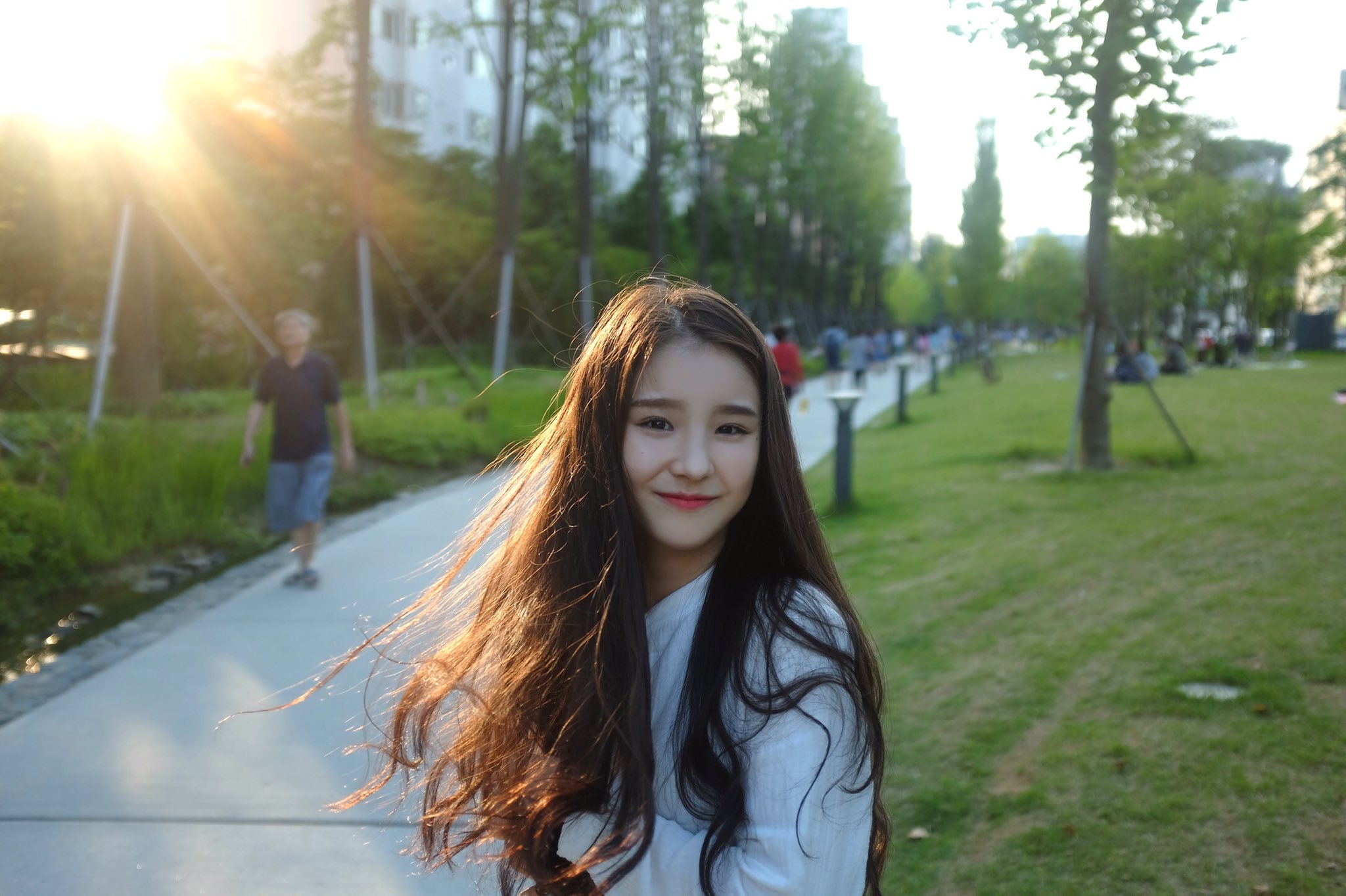 Heejin Desktop Wallpapers - Wallpaper Cave