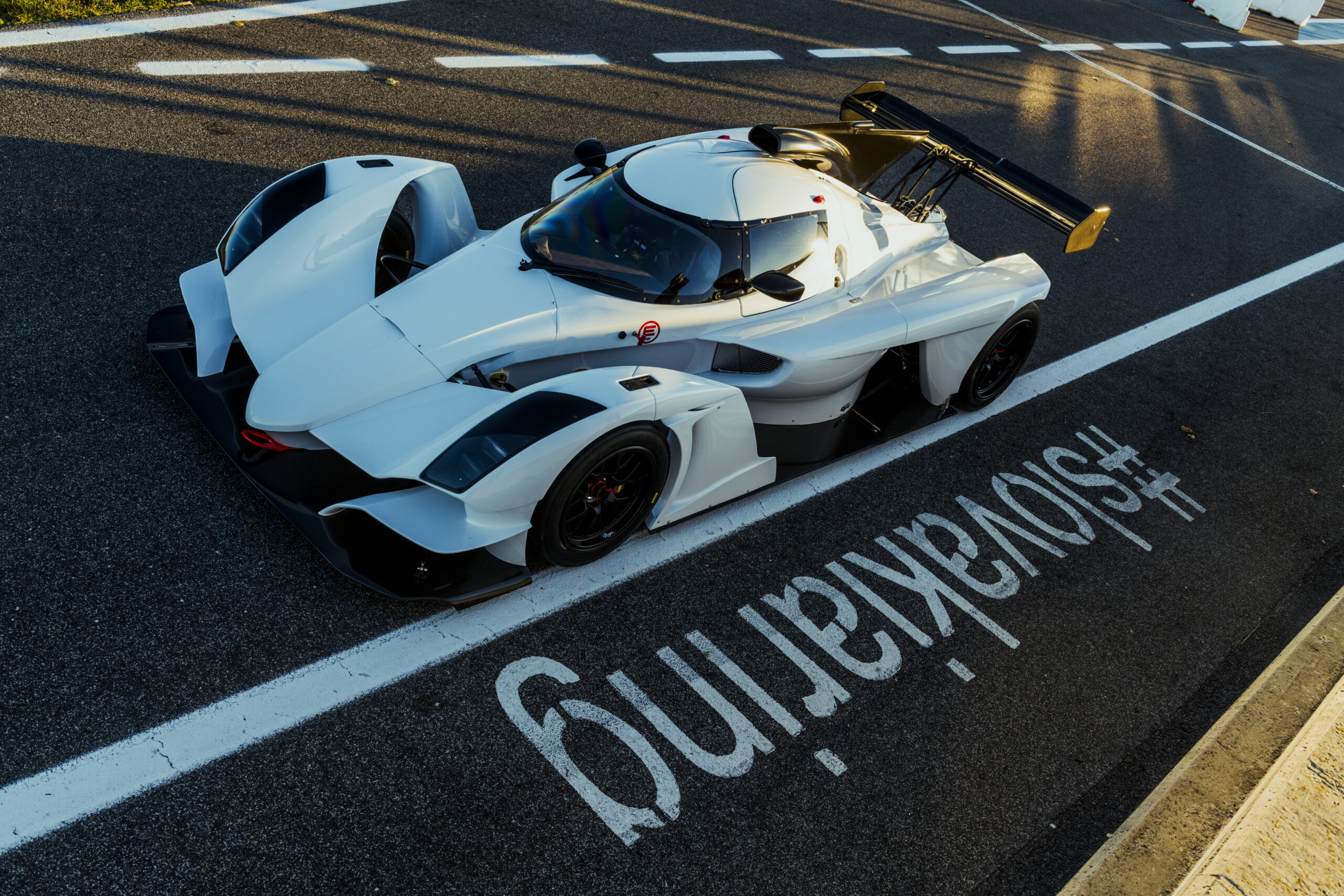 Praga R1T EVO Wallpapers - Wallpaper Cave