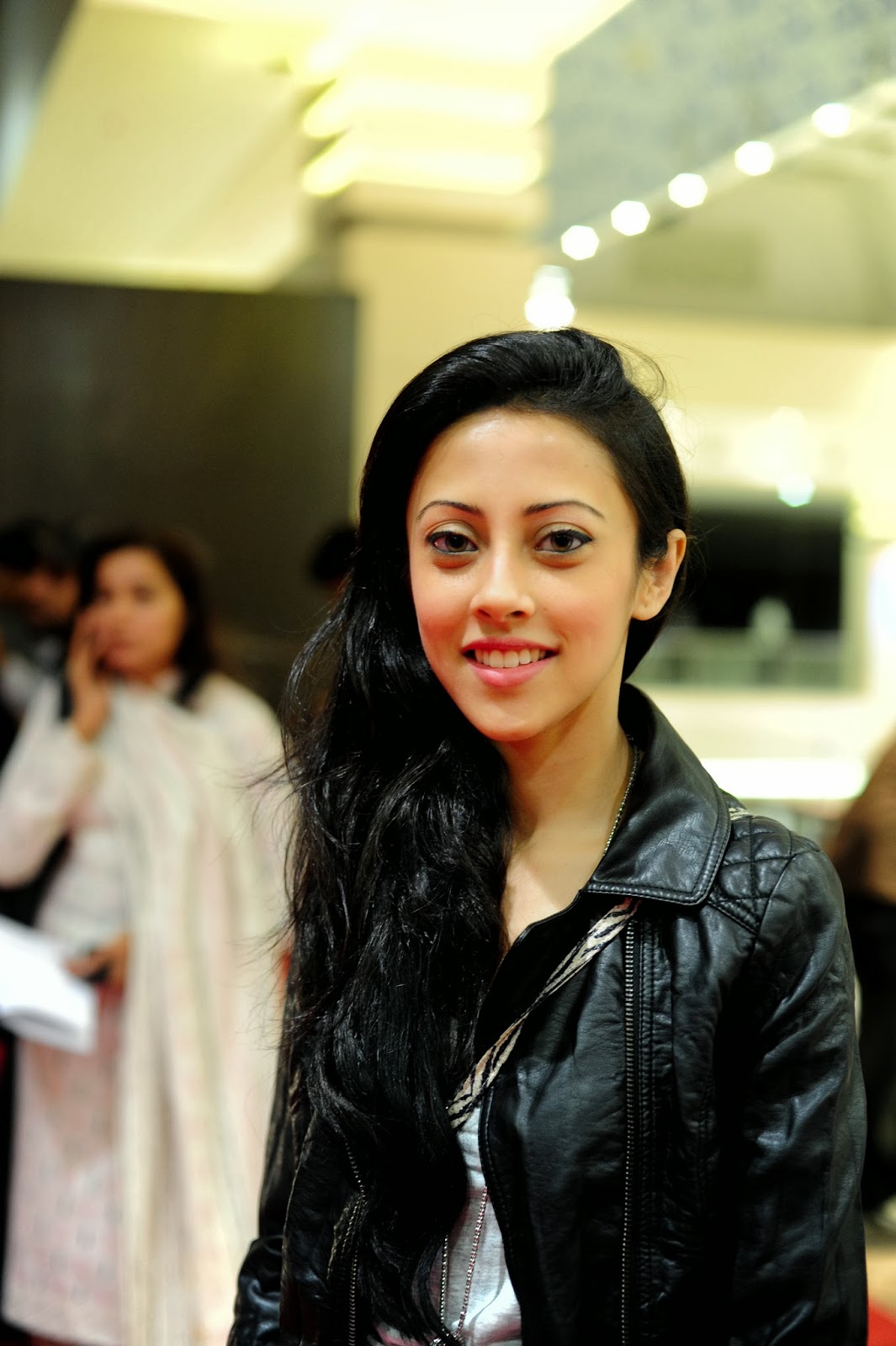 Ainy Jaffri Wallpapers - Wallpaper Cave