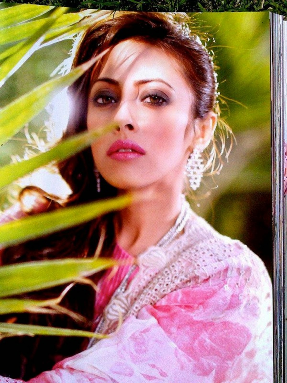 Ainy Jaffri Wallpapers - Wallpaper Cave