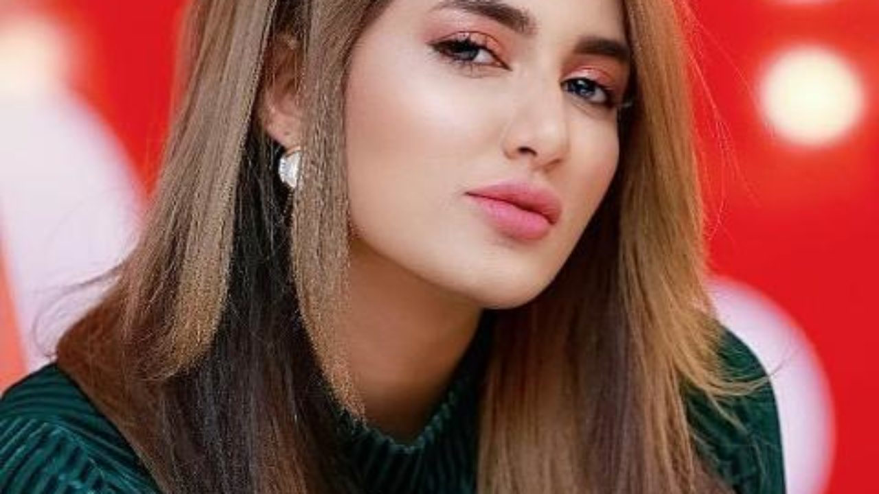 Mathira Wallpapers - Wallpaper Cave