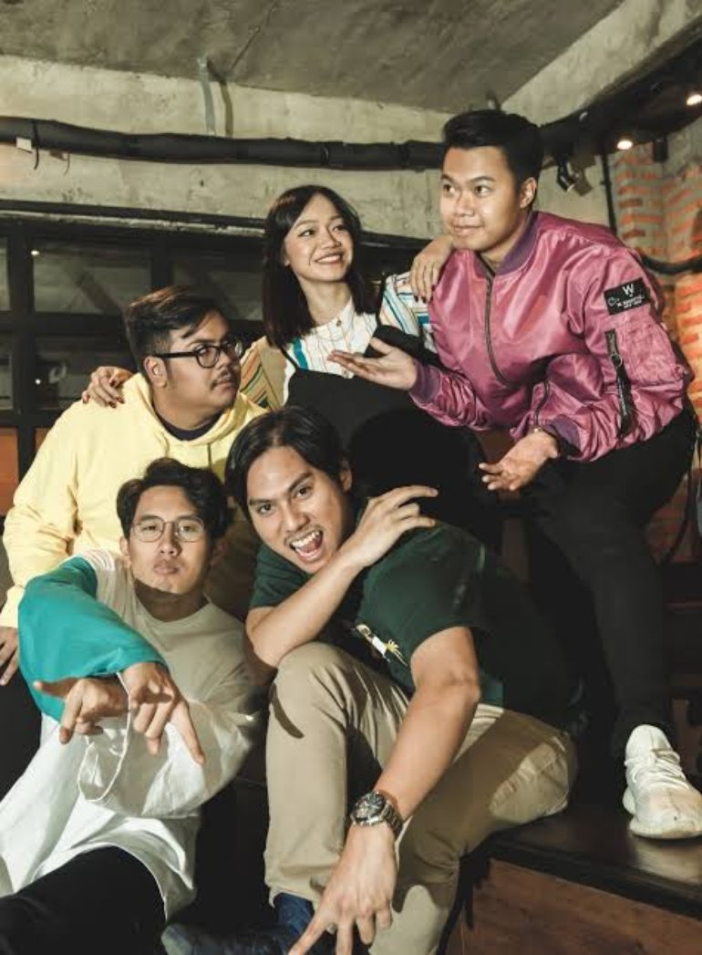 Reality Club Wallpapers - Wallpaper Cave