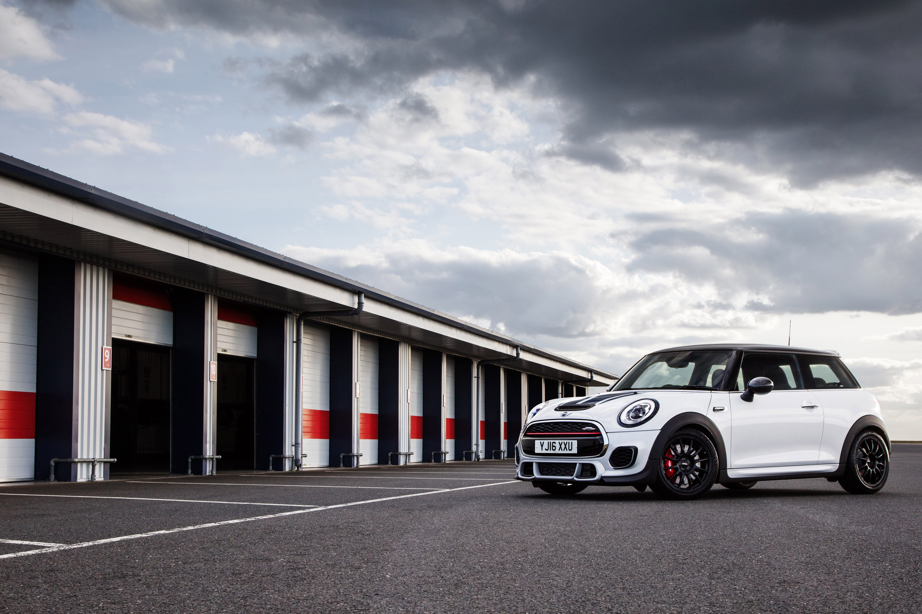 Mini Cooper JCW Wallpapers - Wallpaper Cave