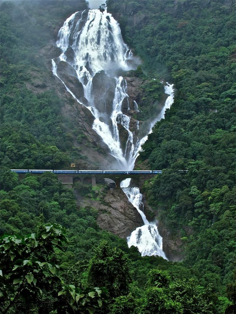 Dudhsagar Falls Wallpapers - Wallpaper Cave