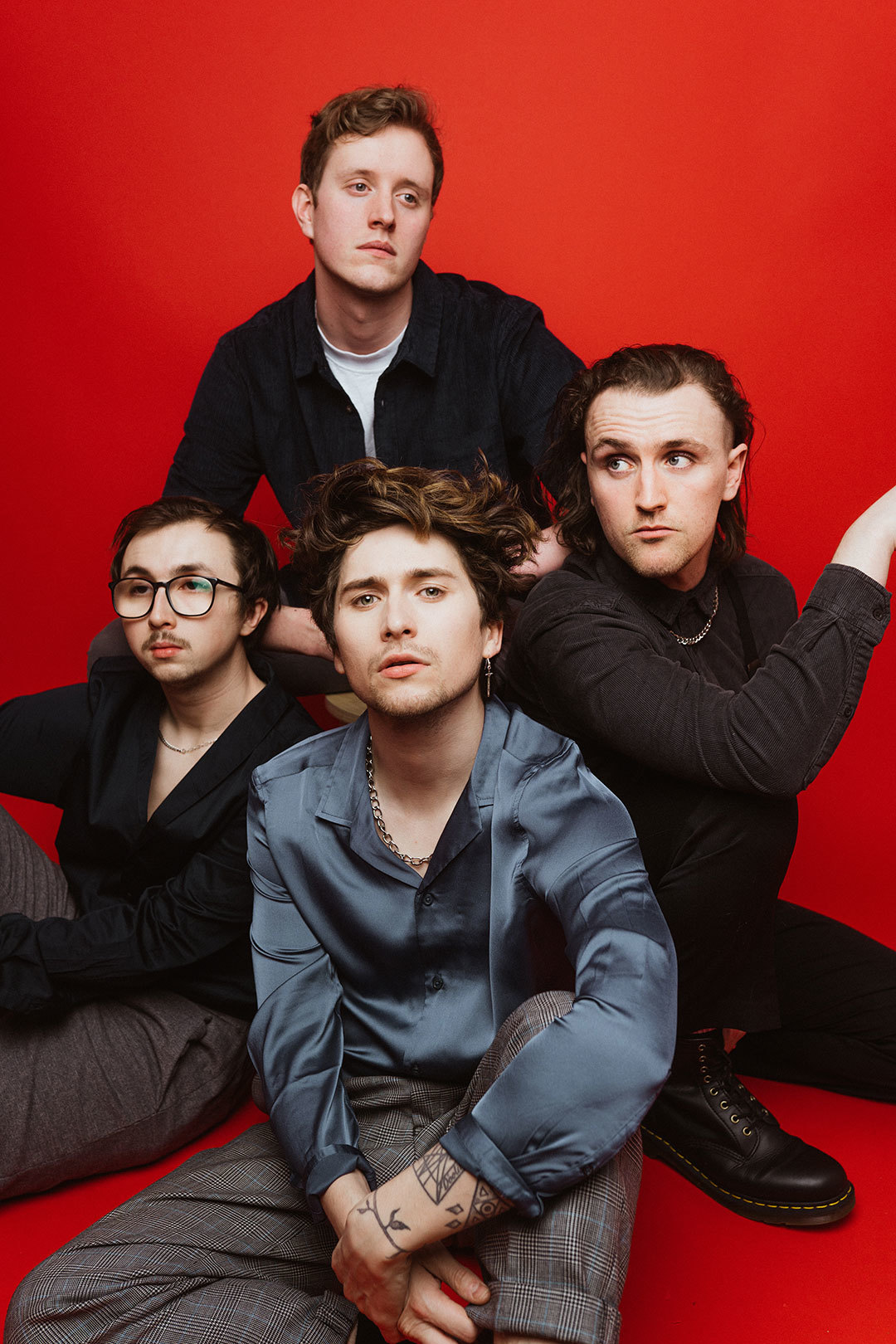 Holding Absence Wallpapers - Wallpaper Cave