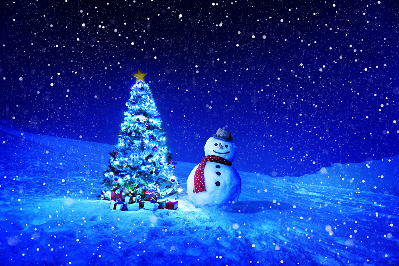 Snow Christmas Tree Desktop Wallpapers - Wallpaper Cave