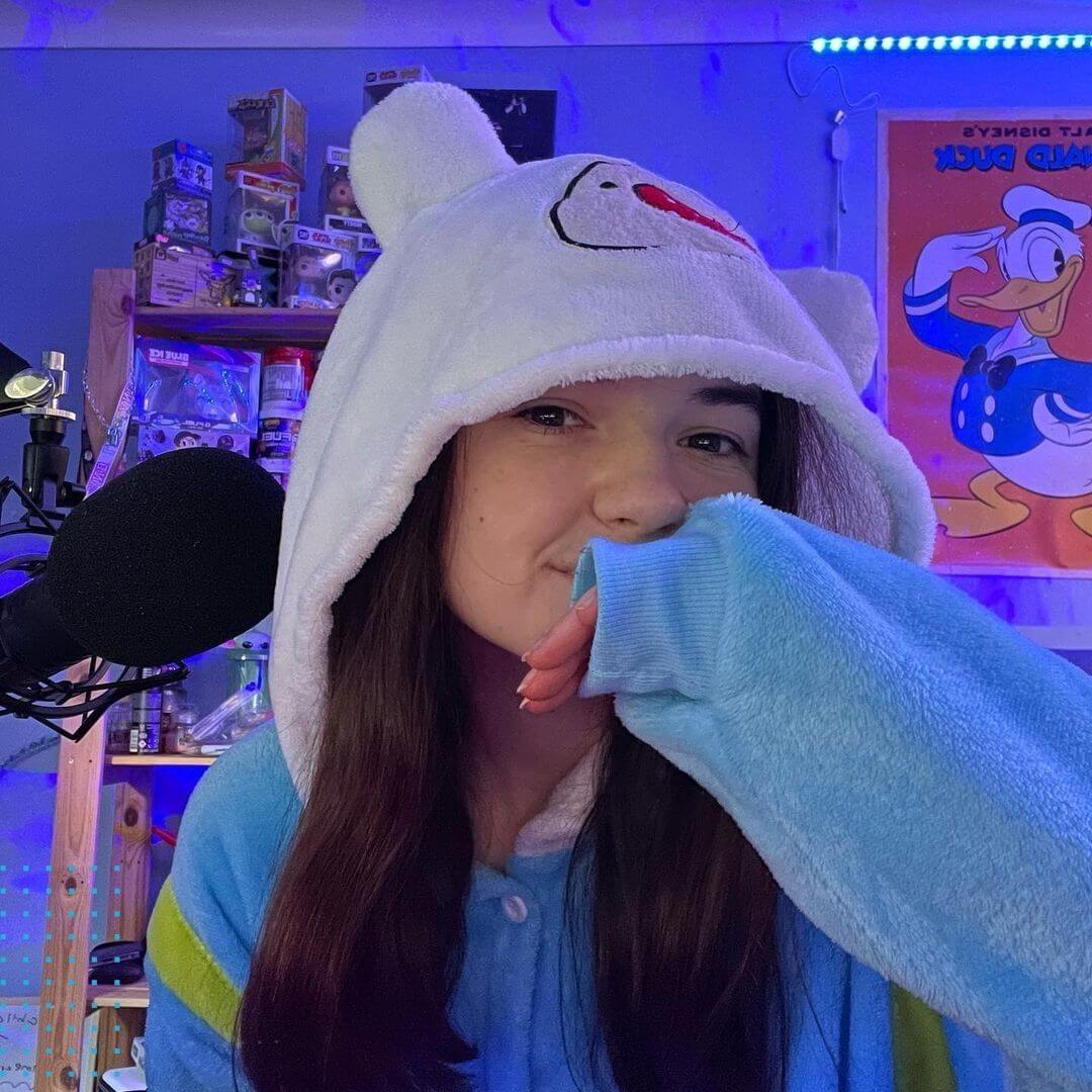 Aimsey Wallpapers - Wallpaper Cave