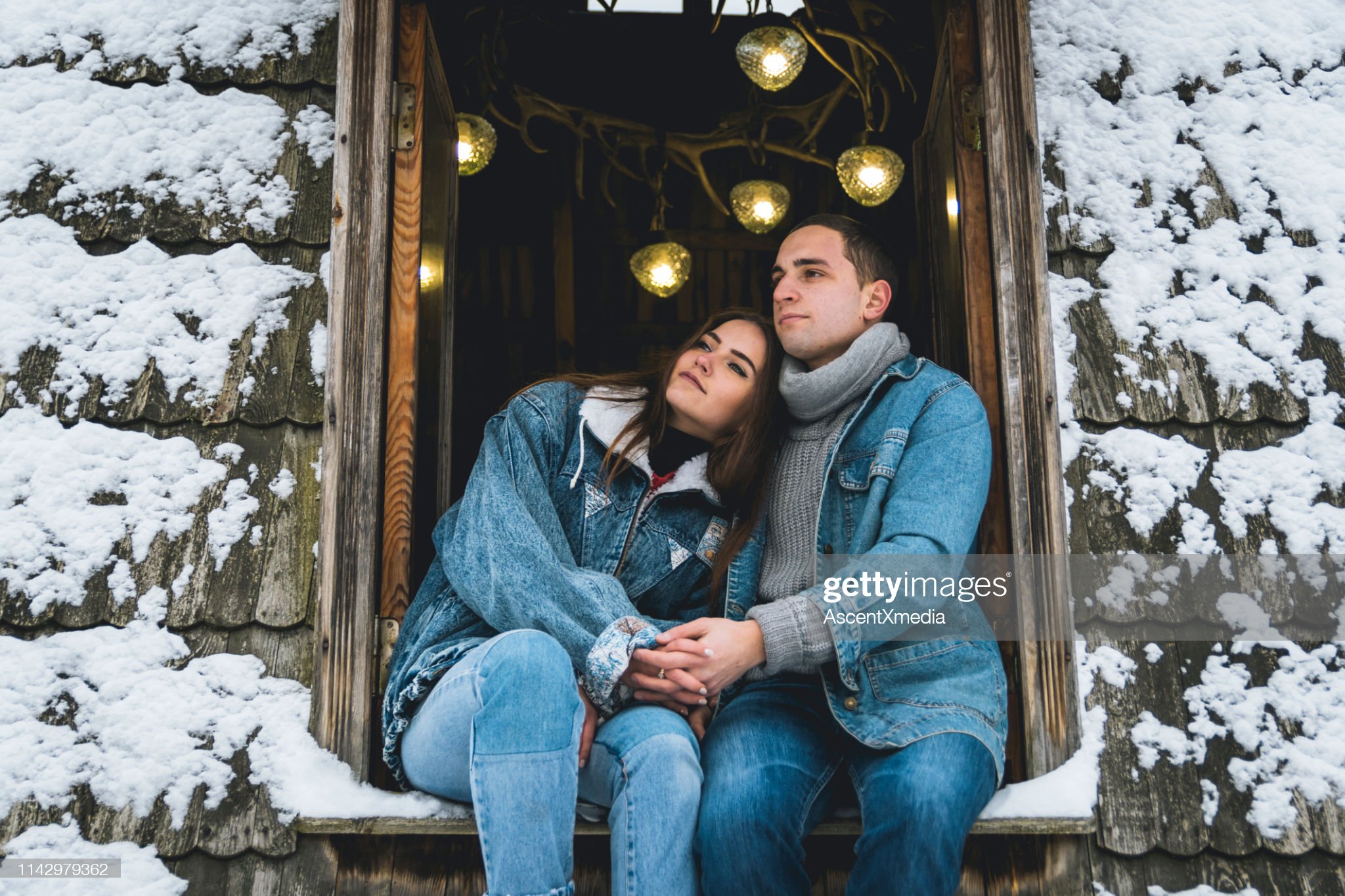 Small Couple Wallpapers - Wallpaper Cave