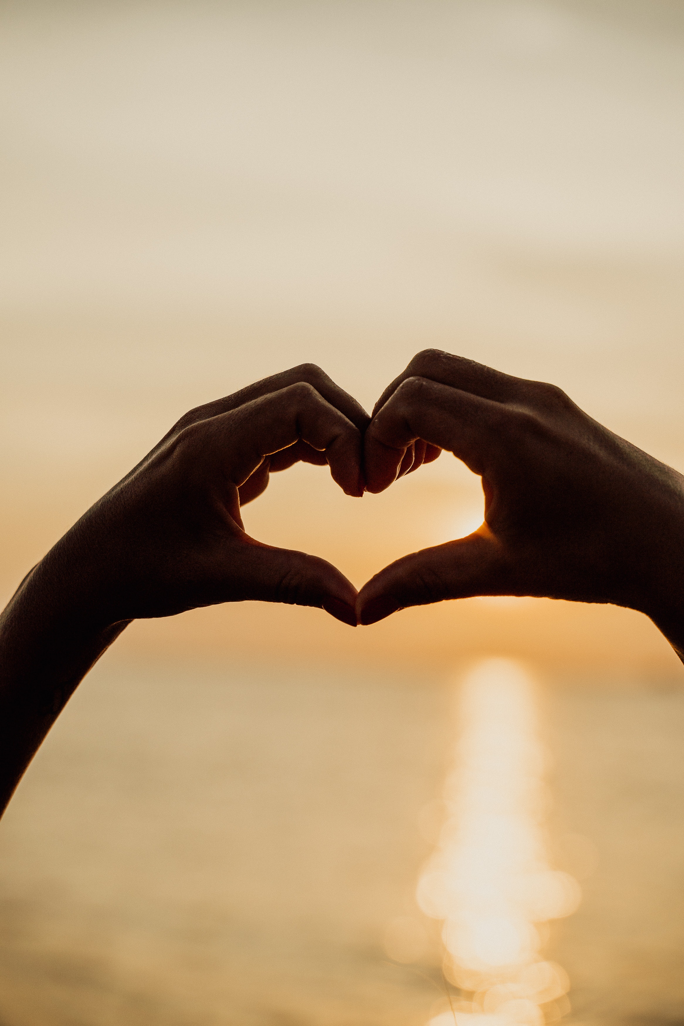 Heart Fingers Wallpapers - Wallpaper Cave