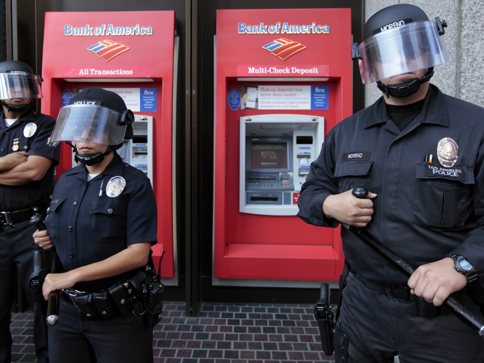 Bank Security Guard Wallpapers - Wallpaper Cave