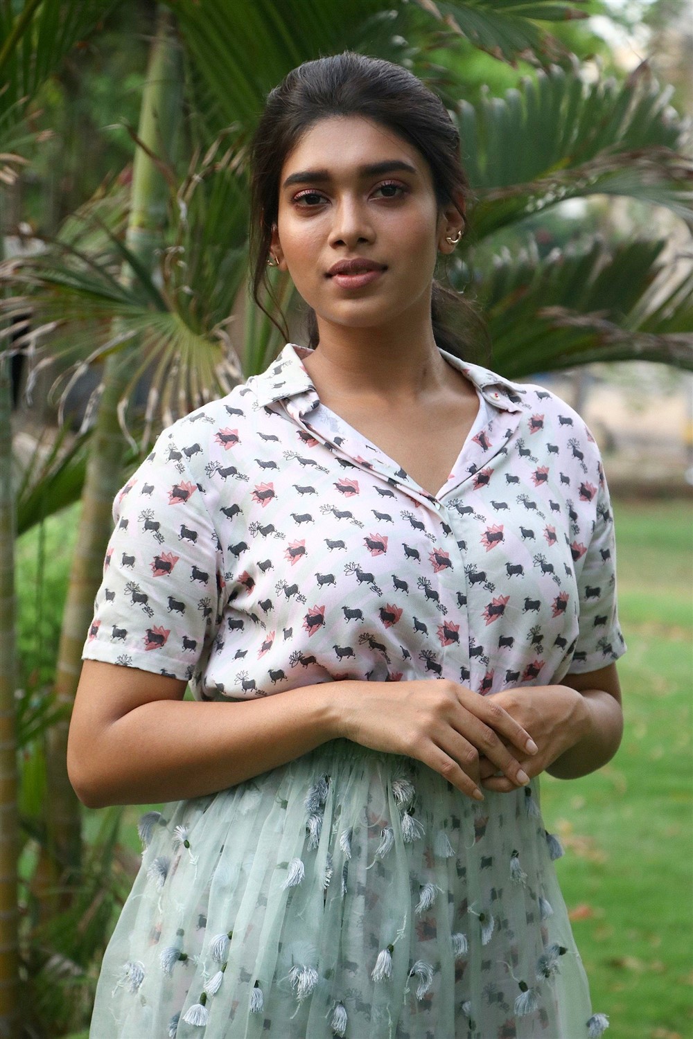 Dushara Vijayan Wallpapers - Wallpaper Cave