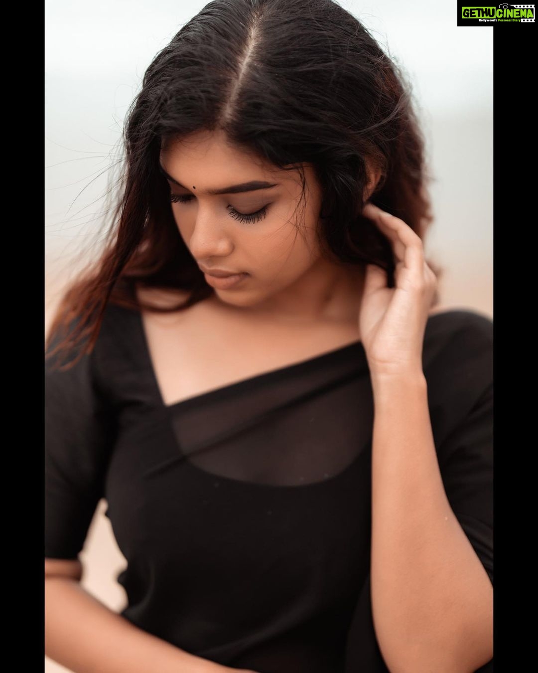 Dushara Vijayan Wallpapers - Wallpaper Cave