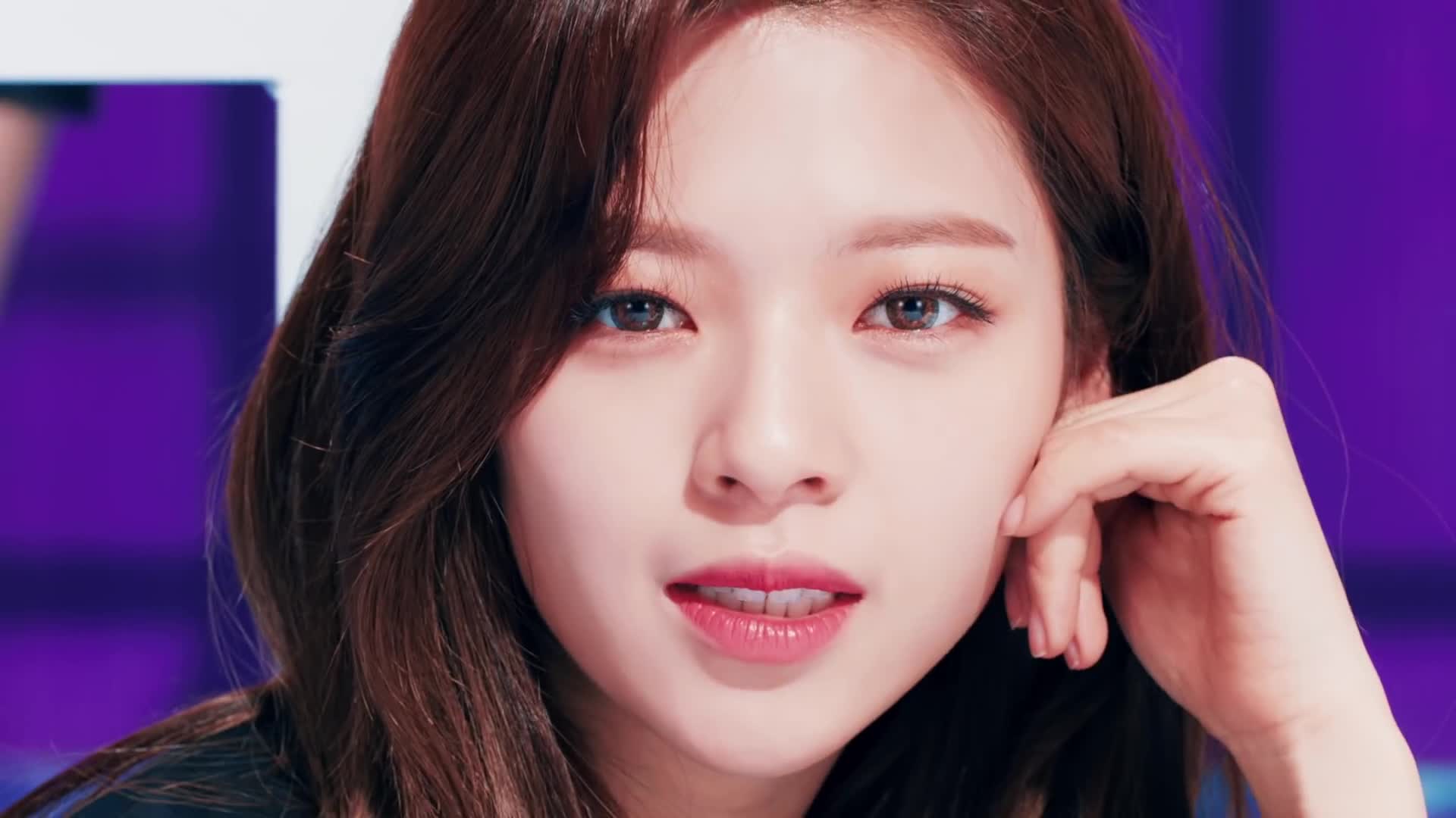 Yoo Jeongyeon Desktop Wallpapers - Wallpaper Cave