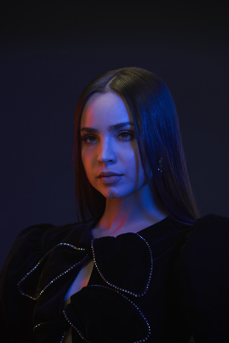 Sofia Carson HD iPhone Wallpapers - Wallpaper Cave