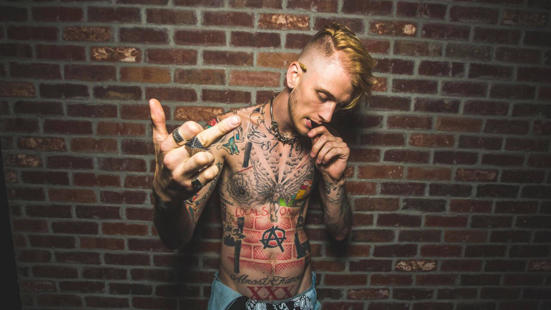 Machine Gun Kelly Desktop Wallpapers - Wallpaper Cave