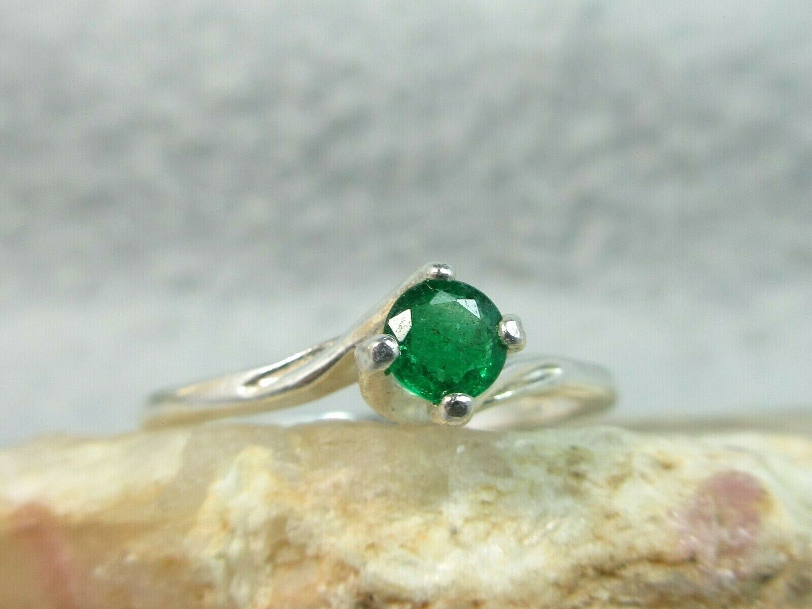 Emerald Birthstones Wallpapers - Wallpaper Cave