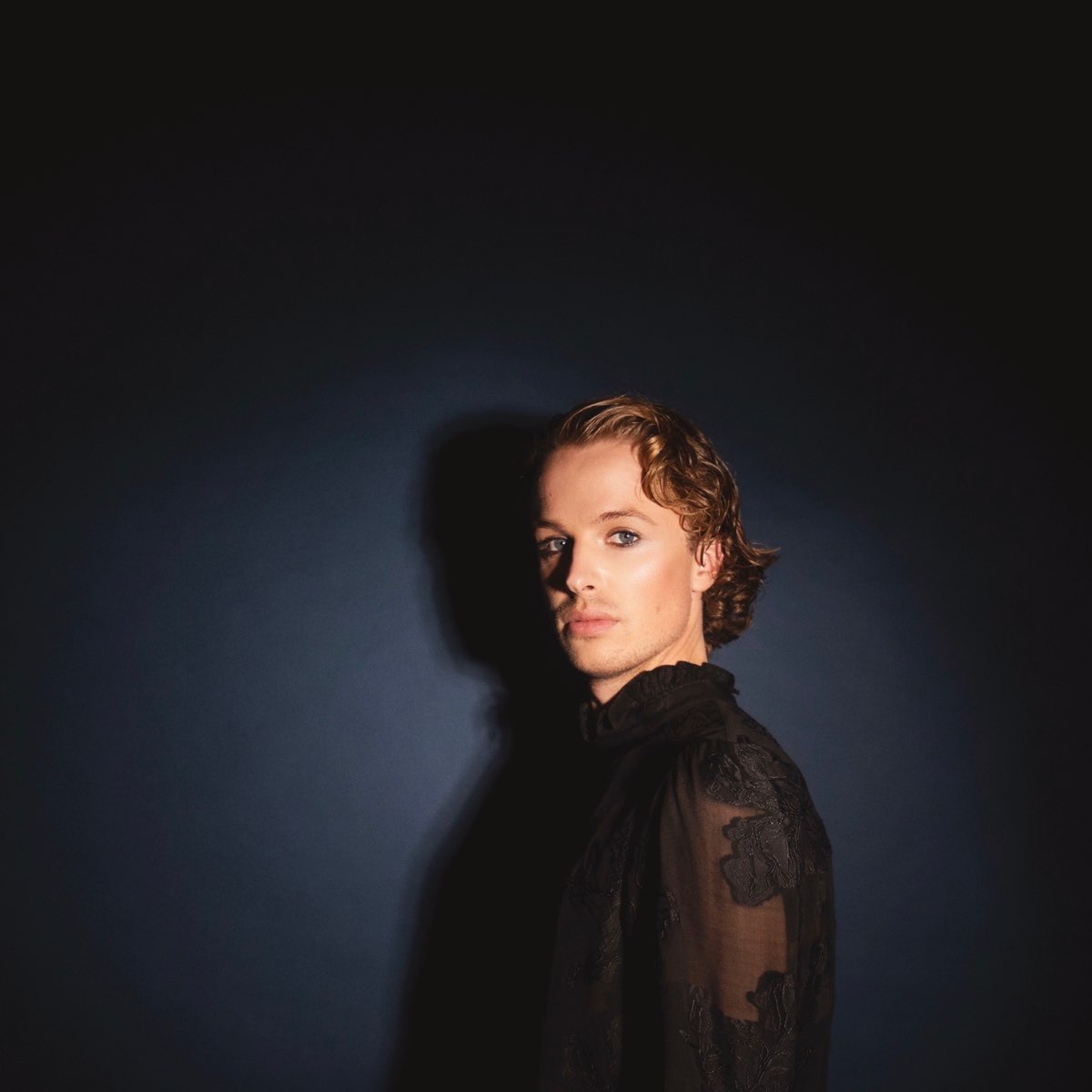 Isak Danielson Wallpapers - Wallpaper Cave