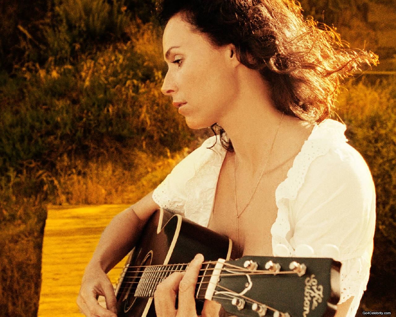 Minnie Driver Wallpapers - Wallpaper Cave