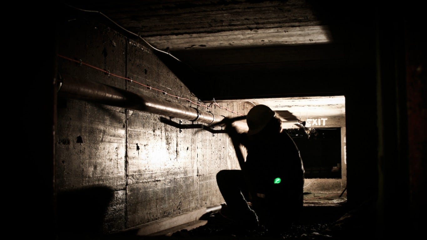 Deadly Jobs Wallpapers - Wallpaper Cave