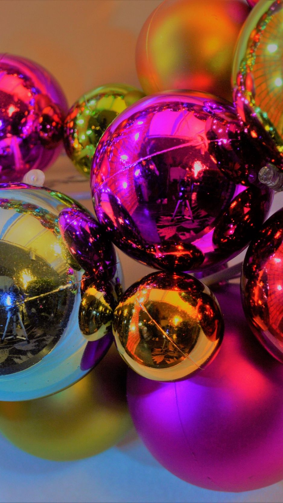 Colorfull Christmas Wallpapers - Wallpaper Cave