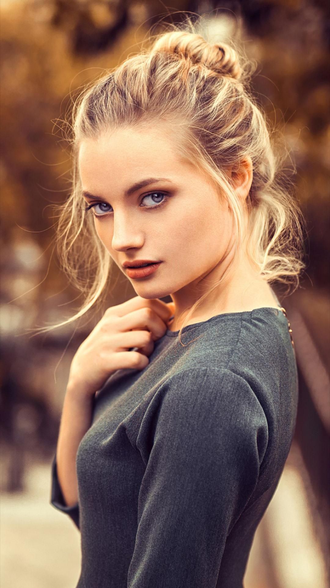 Attractive Girl Wallpapers - Wallpaper Cave