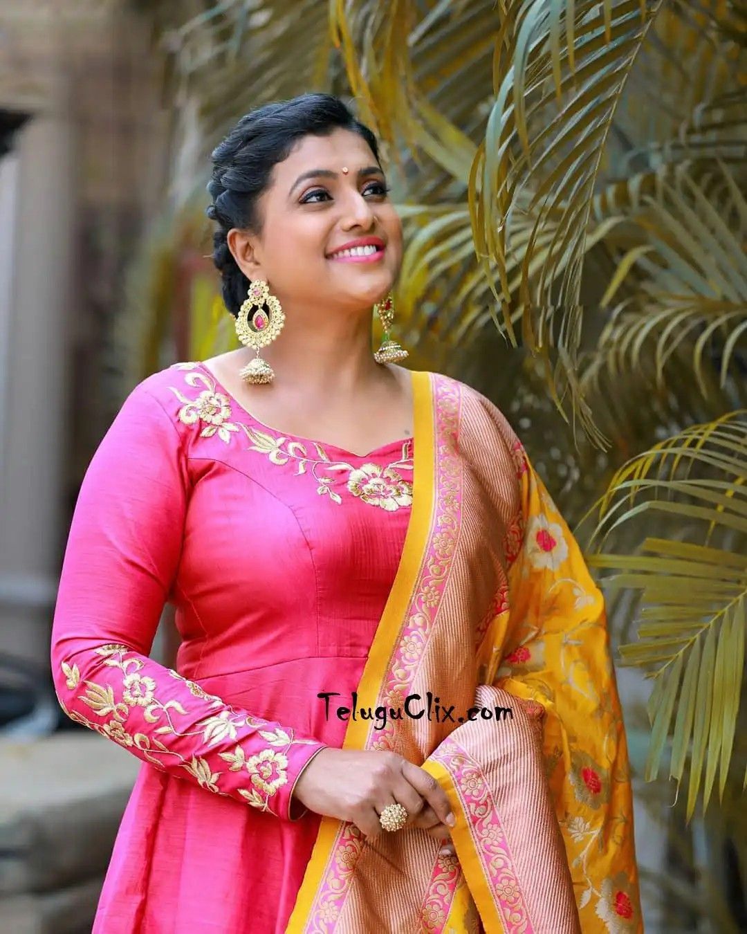 Actress Roja Wallpapers - Wallpaper Cave