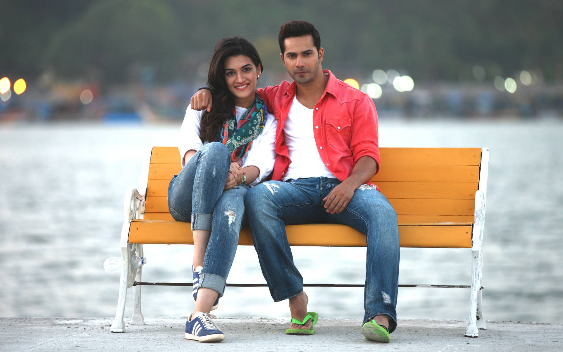 Kriti Sanon And Varun Dhawan Wallpapers - Wallpaper Cave Kriti Sanon And Varun Dhawan Wallpapers - Wallpaper Cave