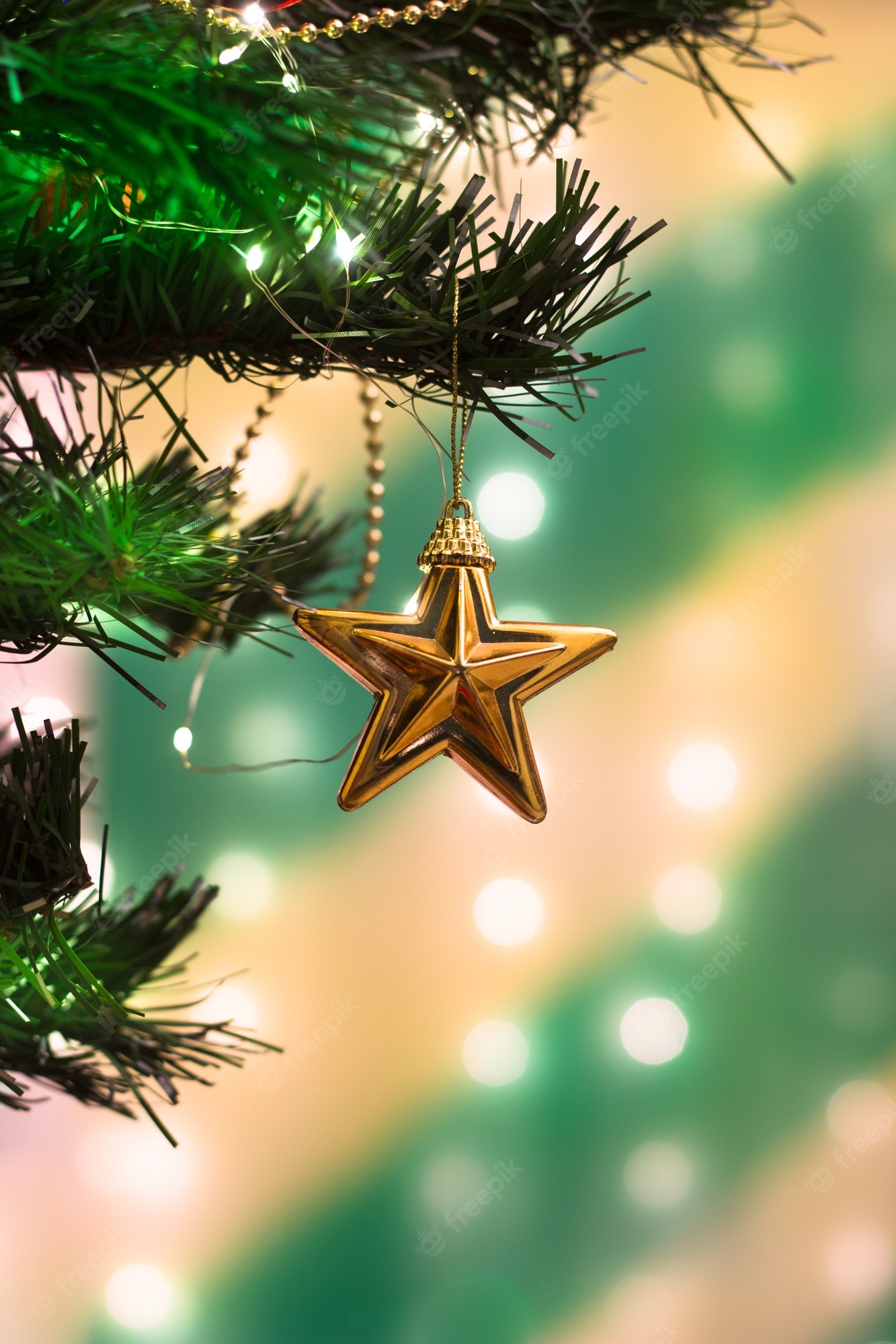 HD Colorful Christmas Tree Wallpapers - Wallpaper Cave