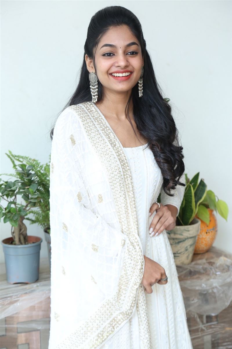 Ivana Tamil Wallpapers - Wallpaper Cave