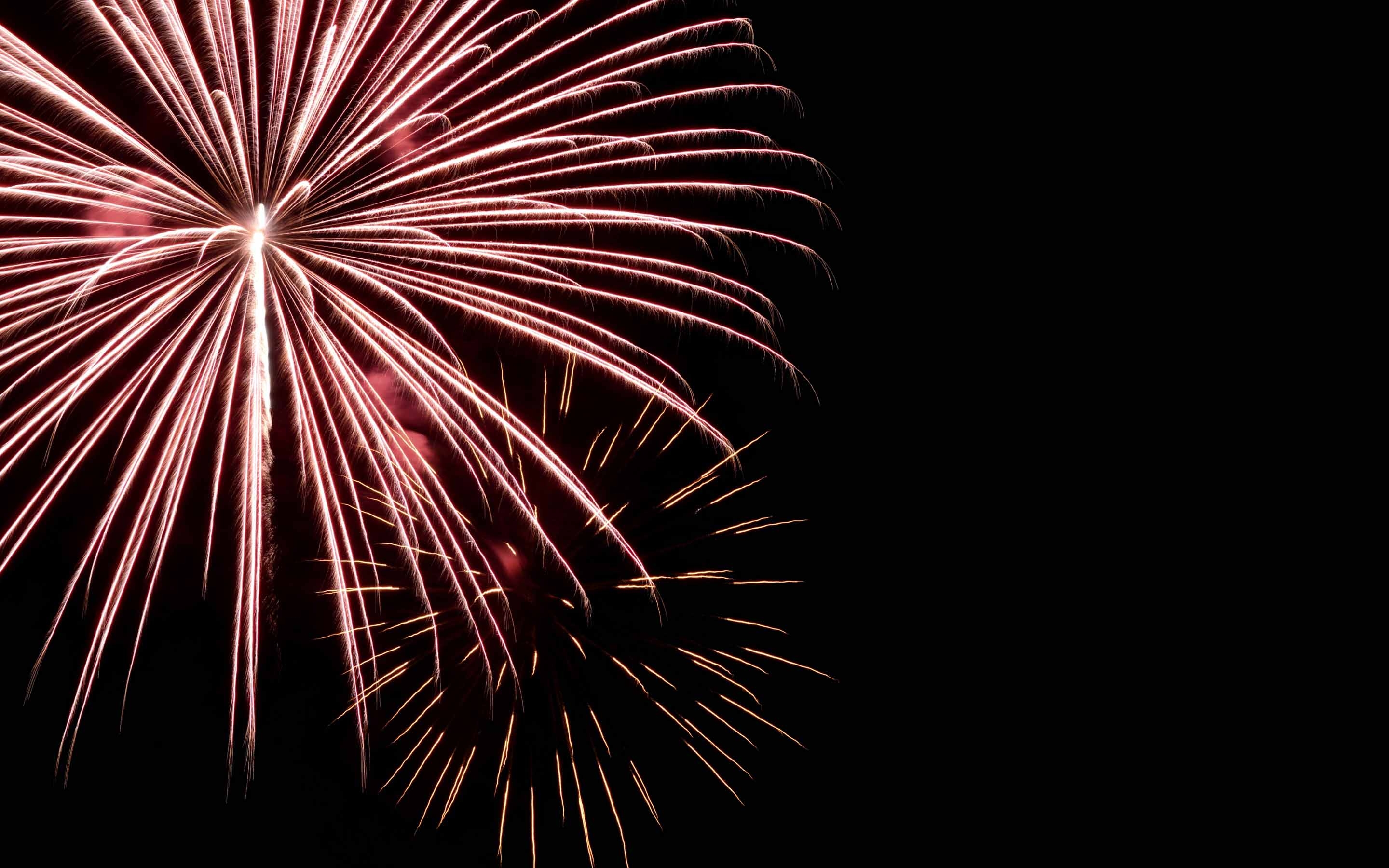 Red Fireworks Wallpapers - Wallpaper Cave