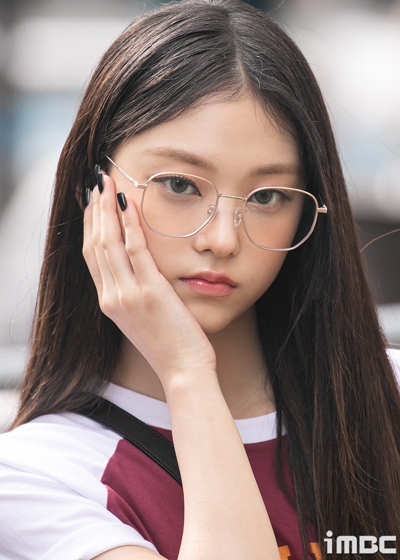 Haerin Wallpapers - Wallpaper Cave