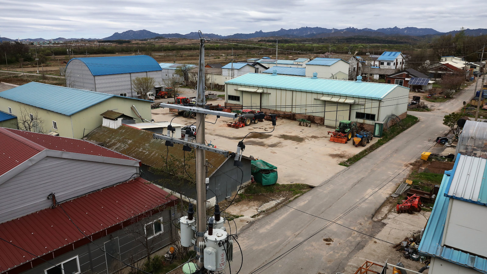 DMZ Wallpapers - Wallpaper Cave