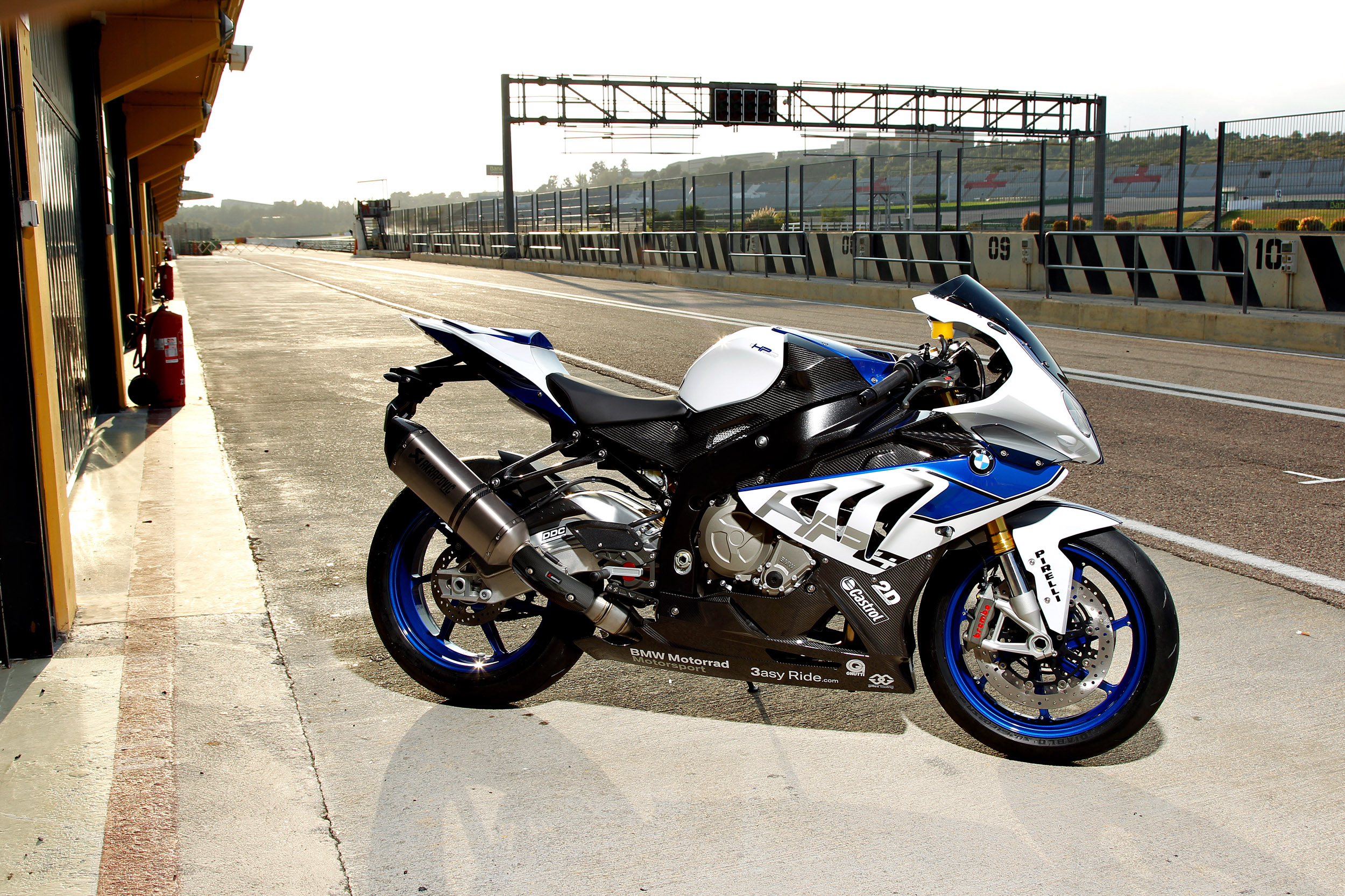 Akrapovic Logo 4k Wallpapers - Wallpaper Cave