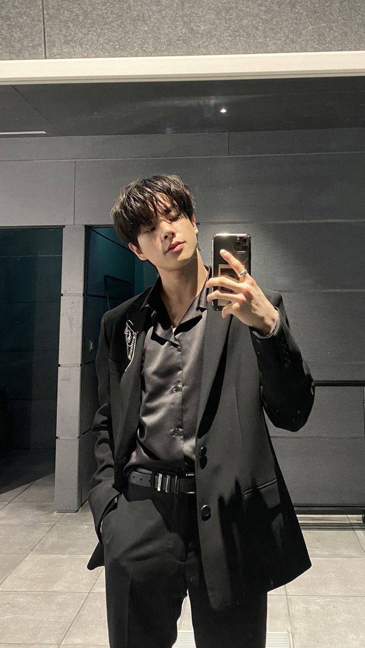 Korean Guys Wallpapers - Wallpaper Cave