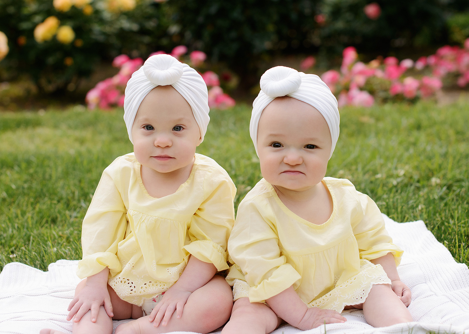 Cute White Twins Wallpapers - Wallpaper Cave
