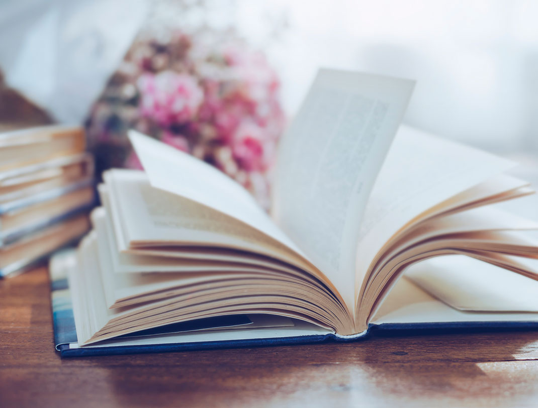 Spring And Books Wallpapers - Wallpaper Cave