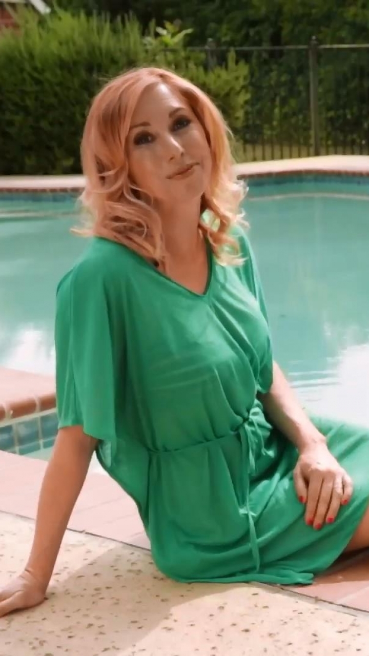 Kari Byron Wallpapers - Wallpaper Cave