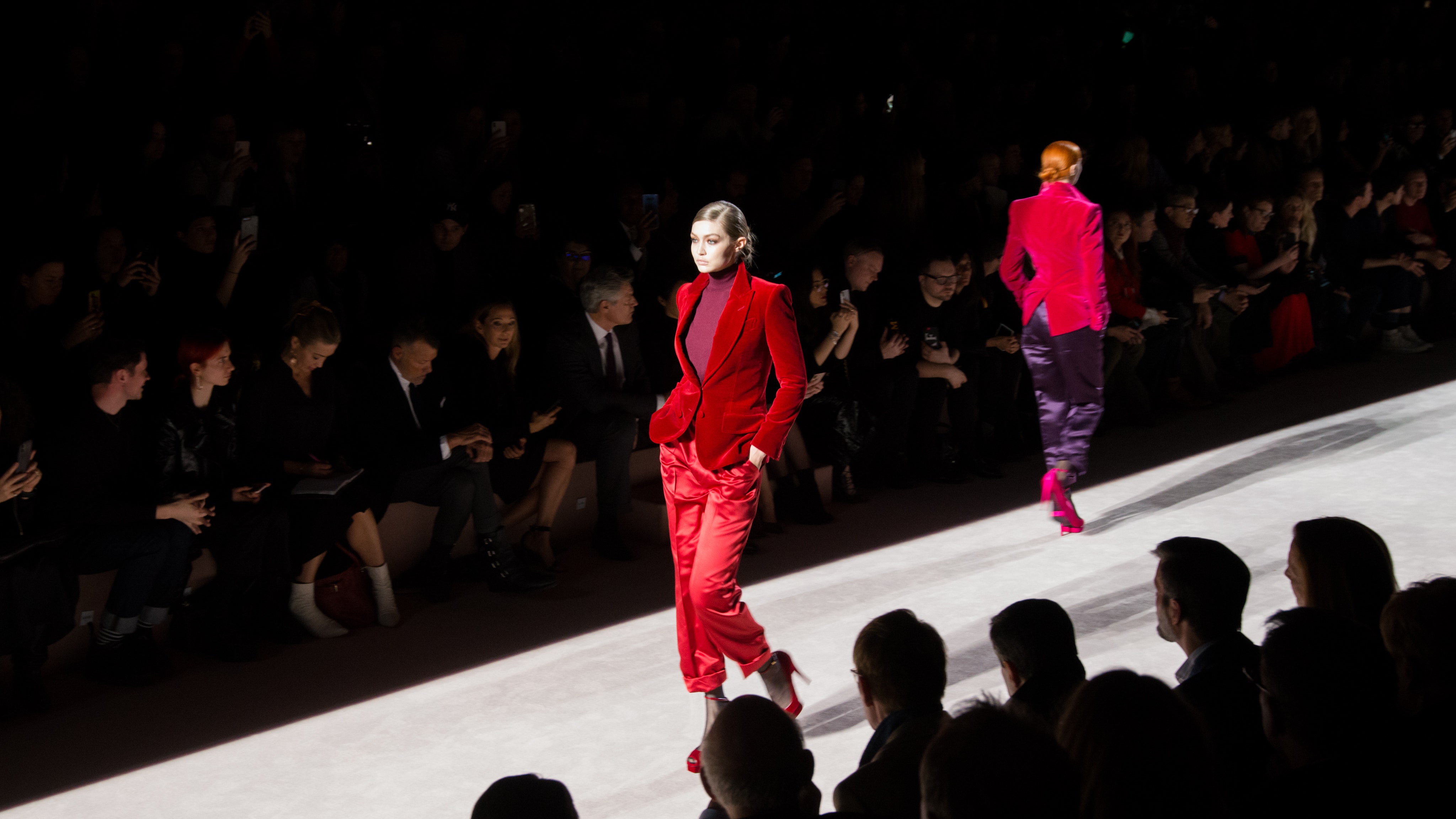 Fashion Runway Wallpapers - Wallpaper Cave