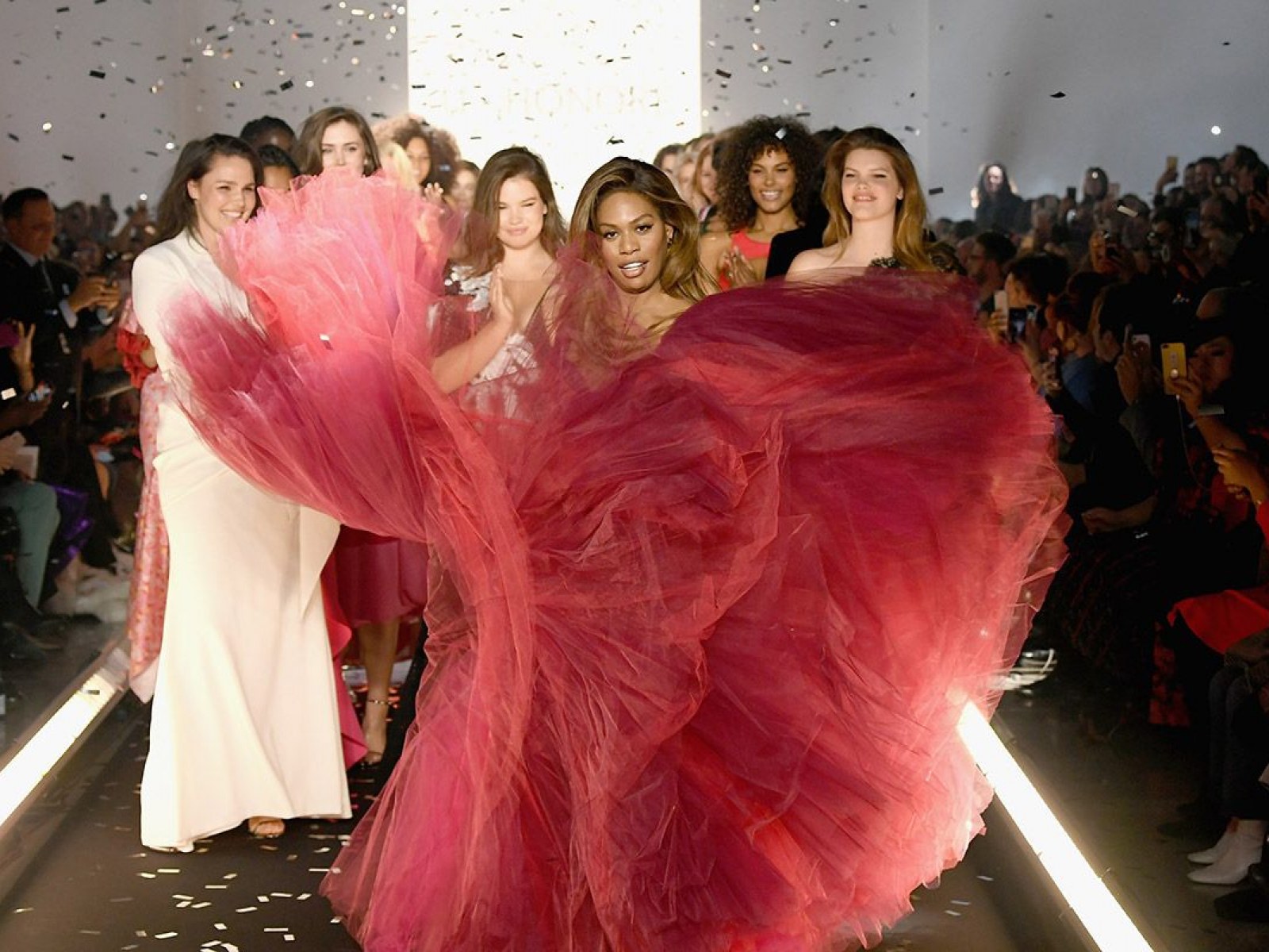 Fashion Runway Wallpapers - Wallpaper Cave