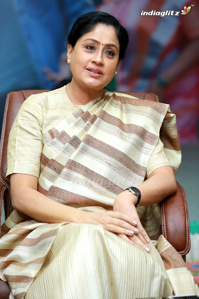 Vijayashanti Wallpapers - Wallpaper Cave