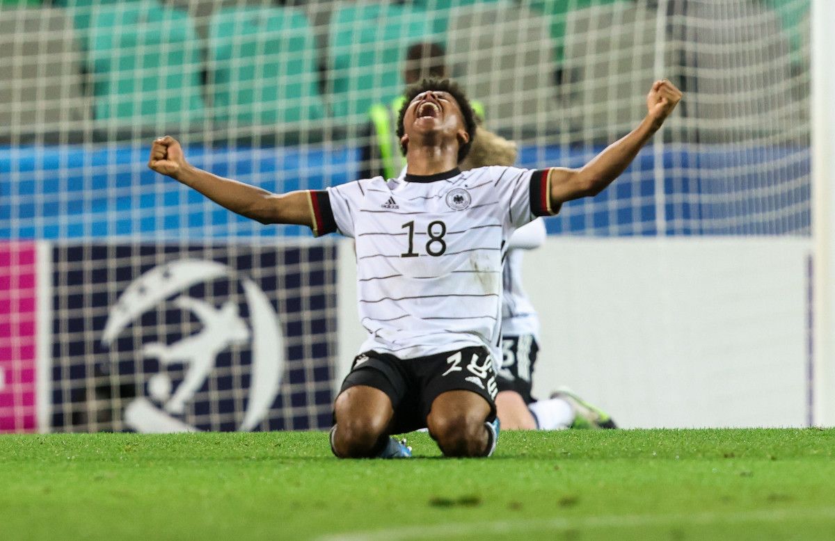 Karim Adeyemi Wallpapers - Wallpaper Cave