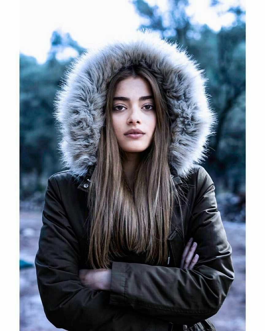 Simay Barlas Wallpapers - Wallpaper Cave