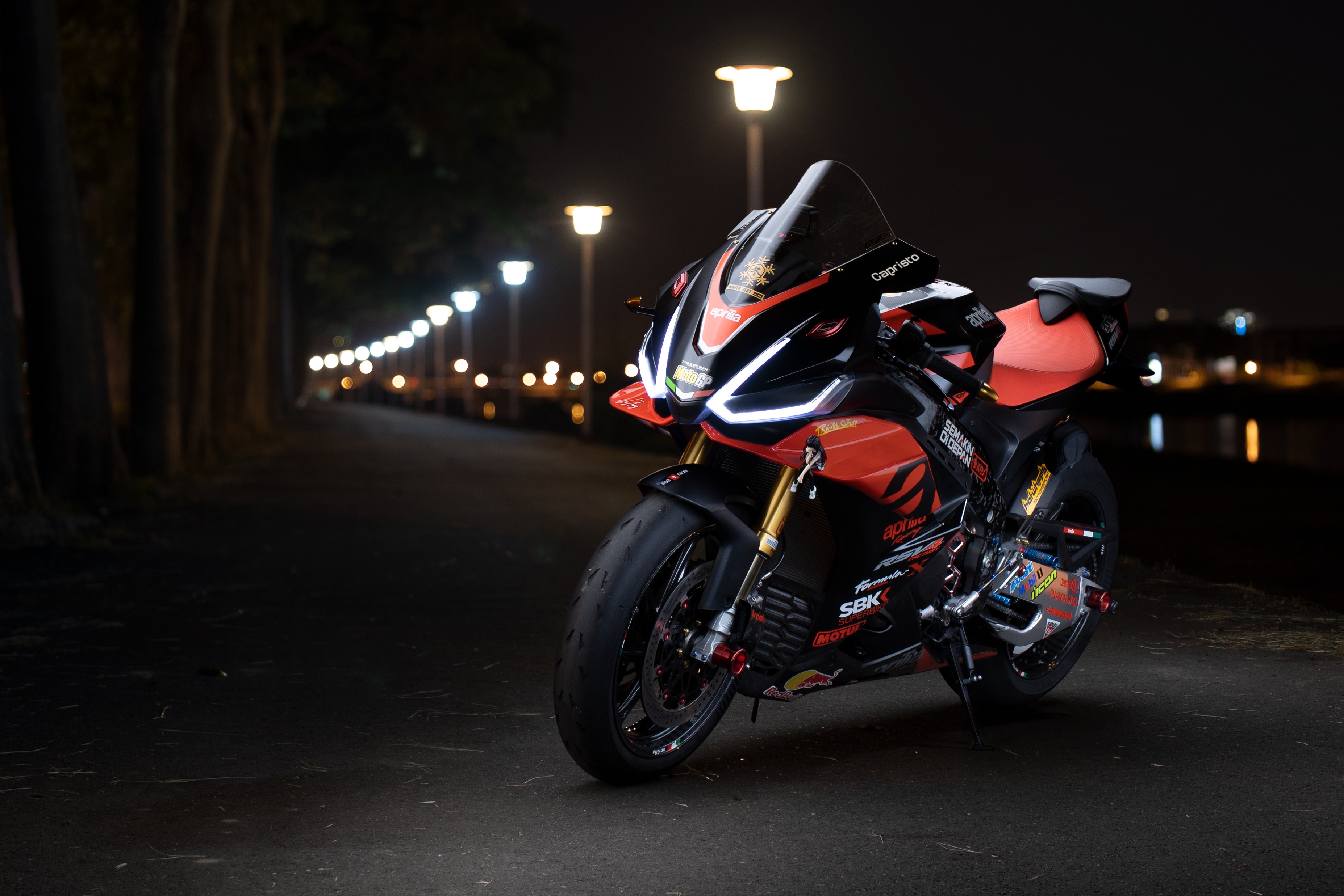 Aprilia RSV4 RF Wallpapers - Wallpaper Cave