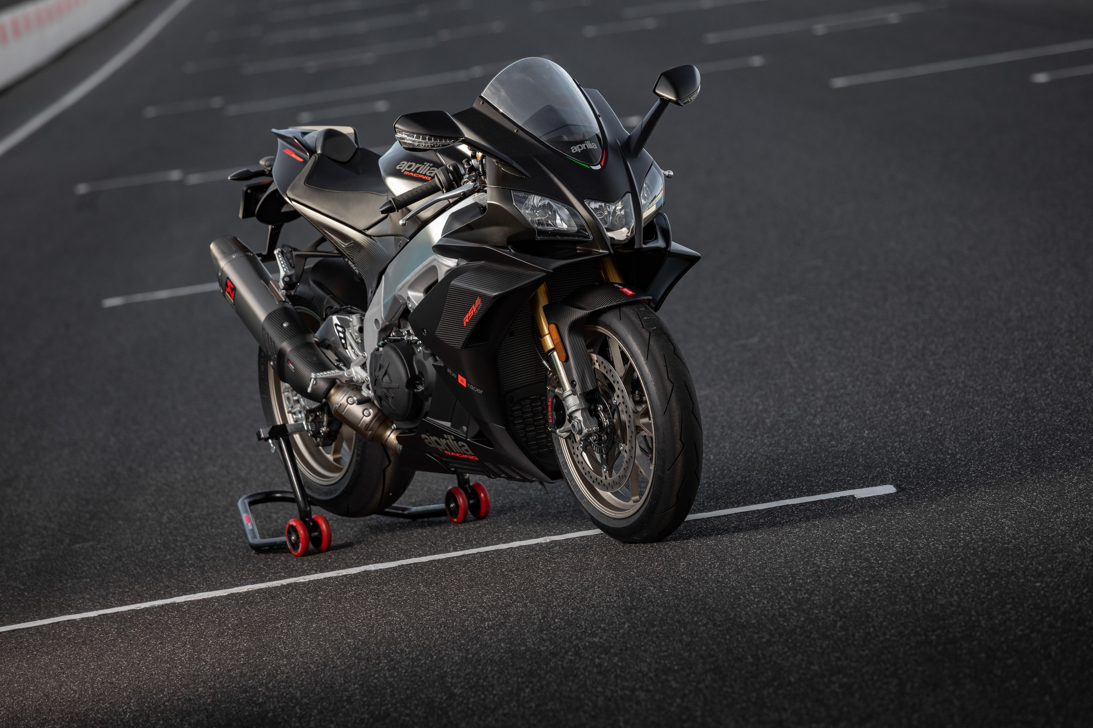Aprilia RSV4 RF Wallpapers - Wallpaper Cave