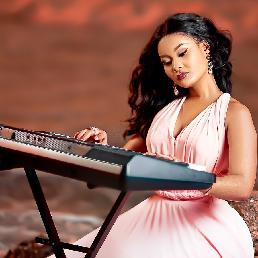 Hamisa Mobetto Wallpapers - Wallpaper Cave