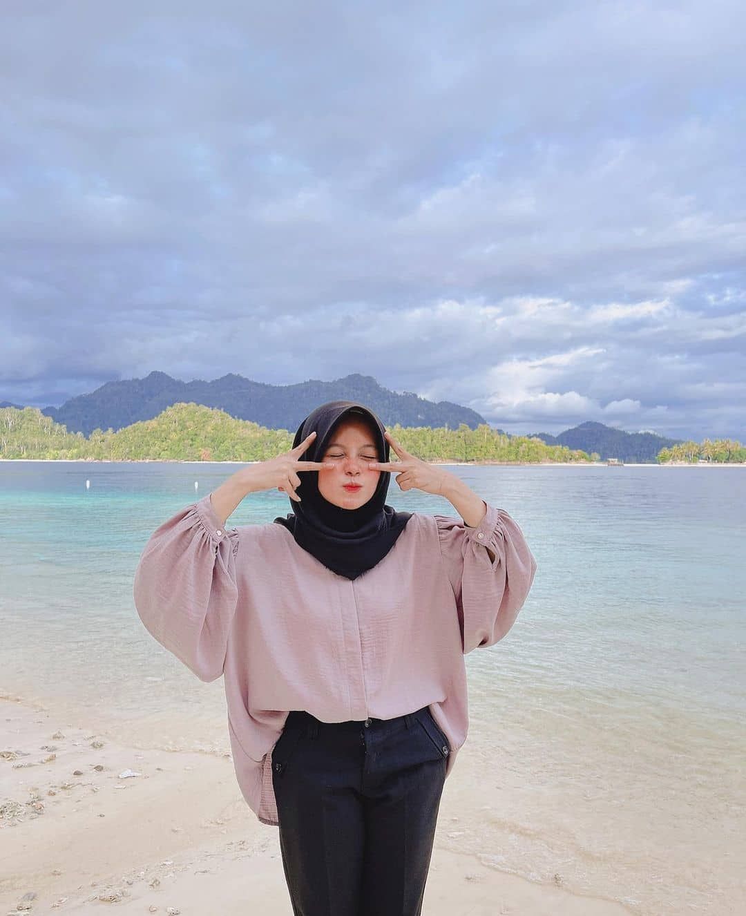 Rainych Ran Wallpapers - Wallpaper Cave