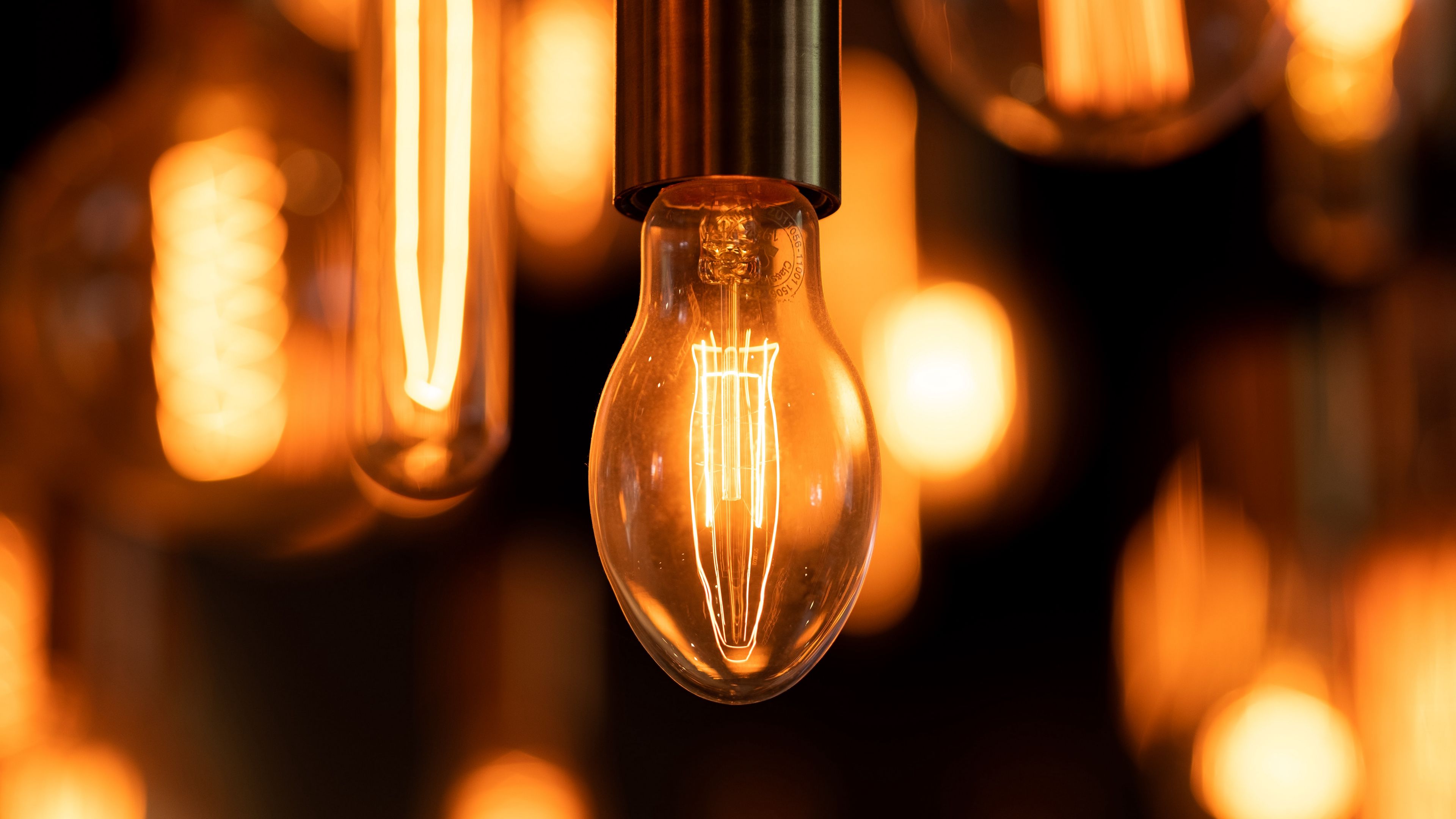 Light Bulb Glowing Ultra HD Wallpapers - Wallpaper Cave