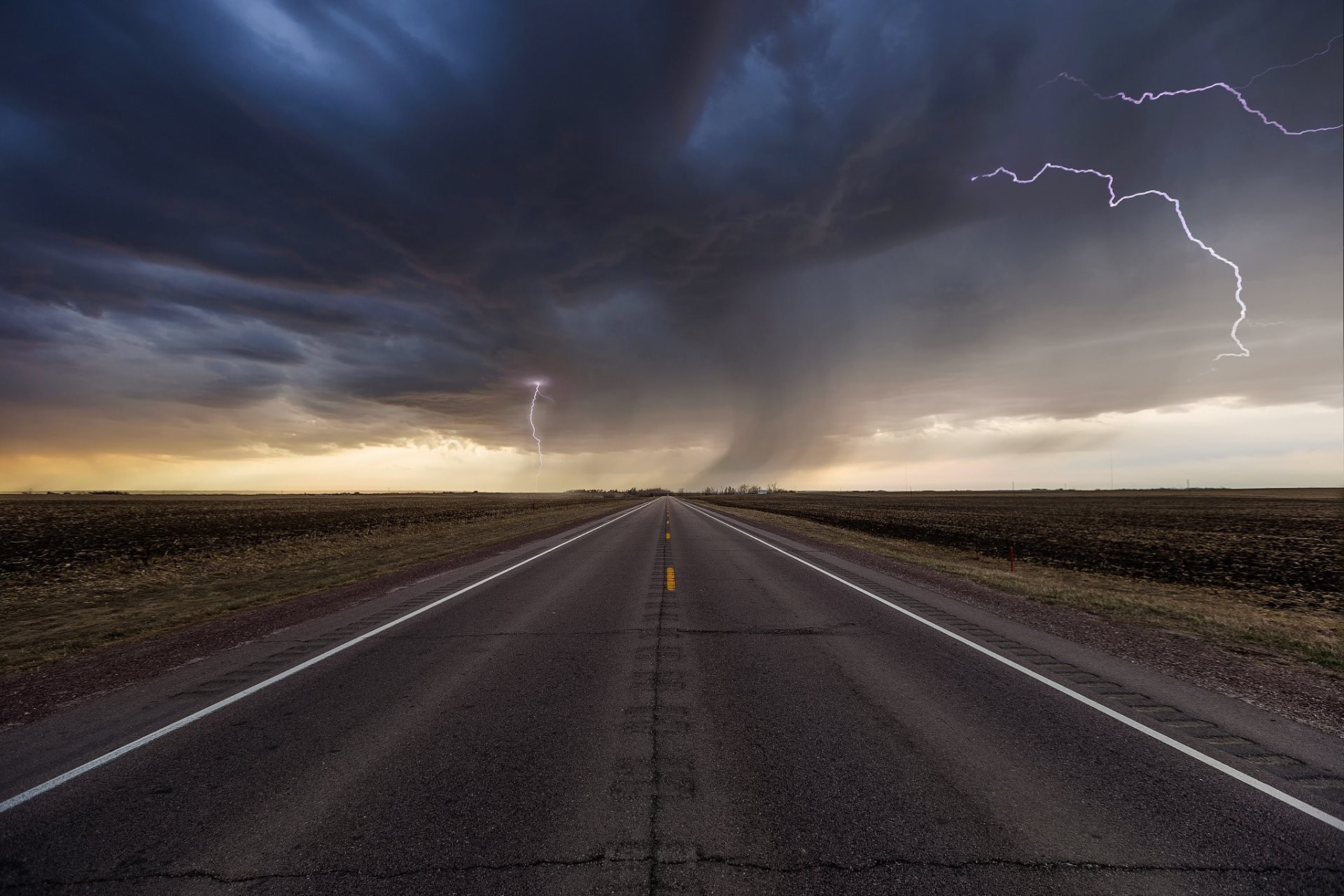 Lightning Lane Wallpapers - Wallpaper Cave