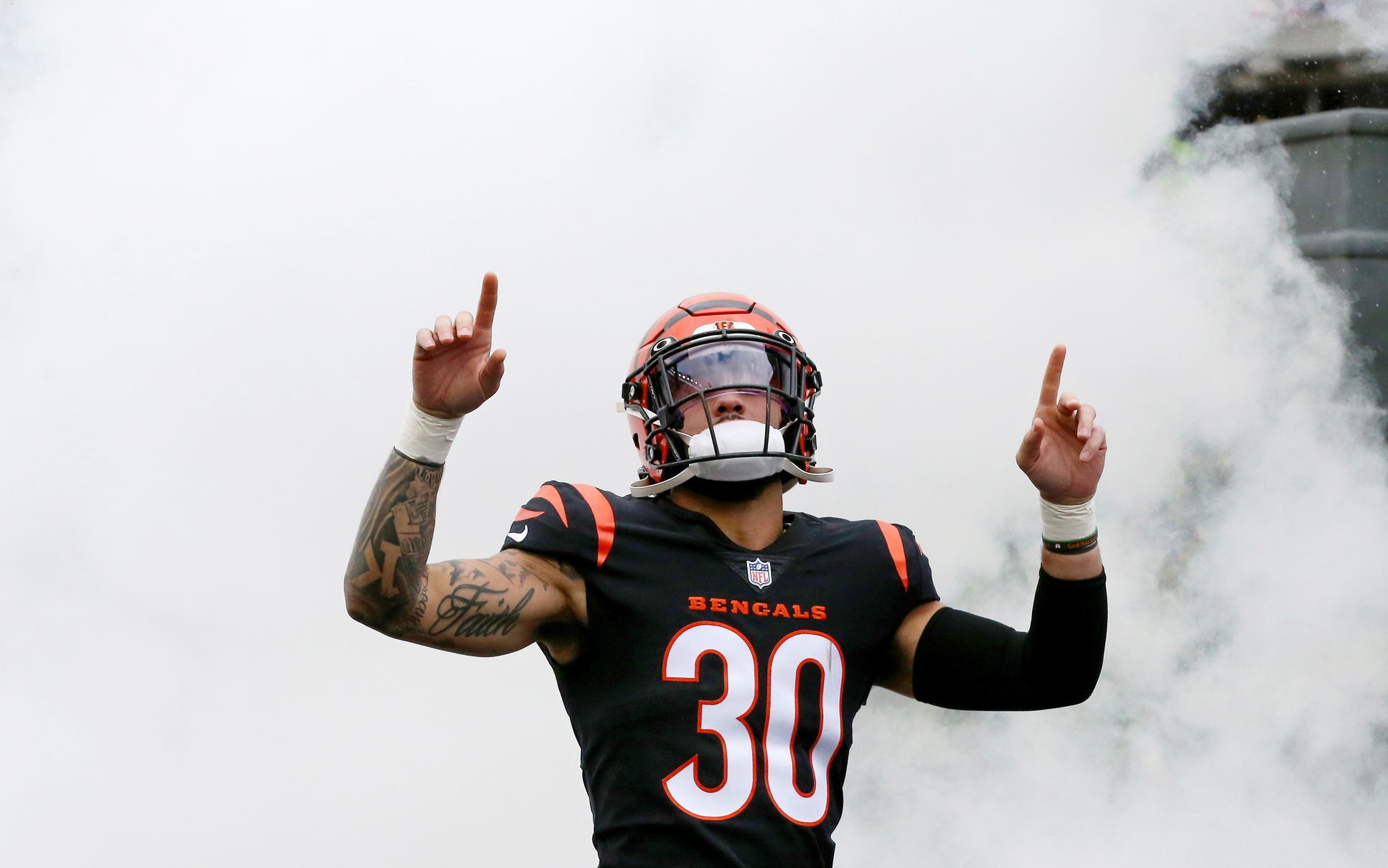 Jessie Bates Wallpapers - Wallpaper Cave